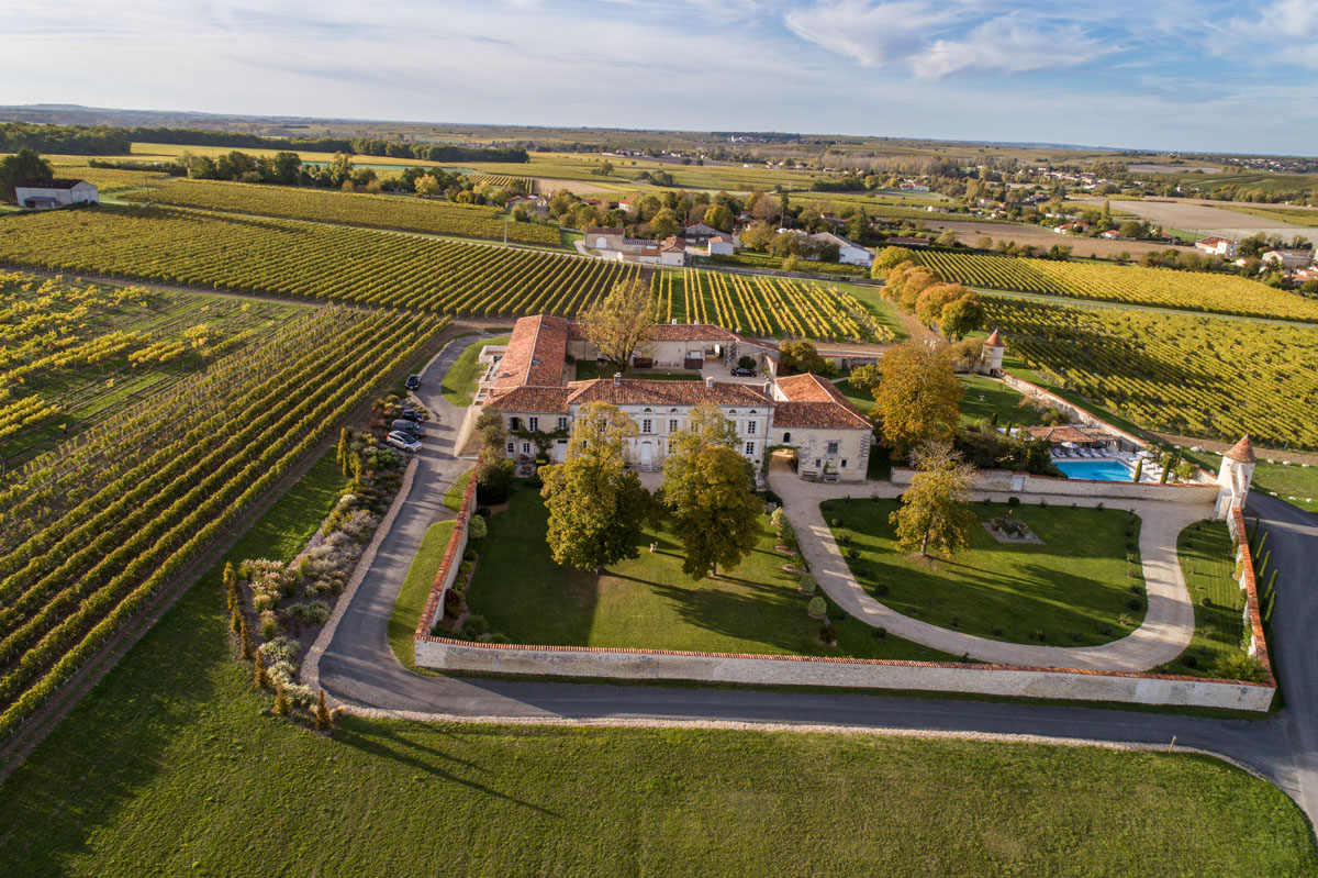 Le Logis – A Private Luxury Retreat in the French Countryside
